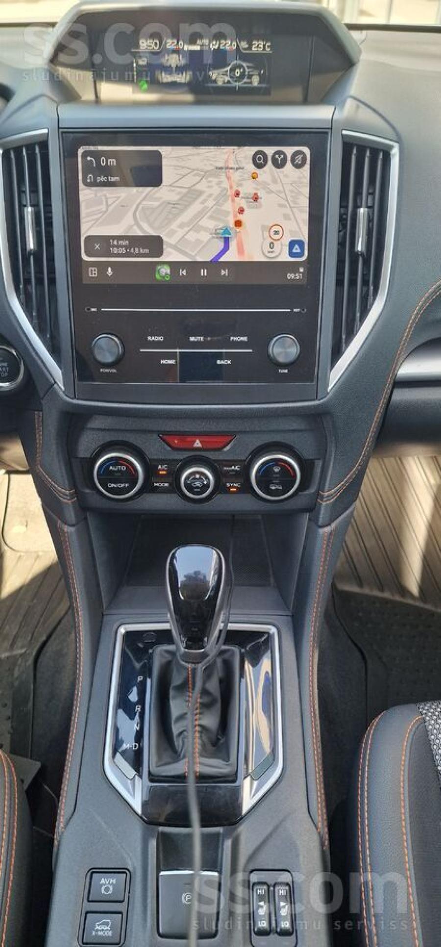 White Subaru XV 2023 in Riga, with an engine capacity of 1.60 L and mileage of 73 thousand km for 23600 €, photo 8 on AUTOMOTO.COM.LV