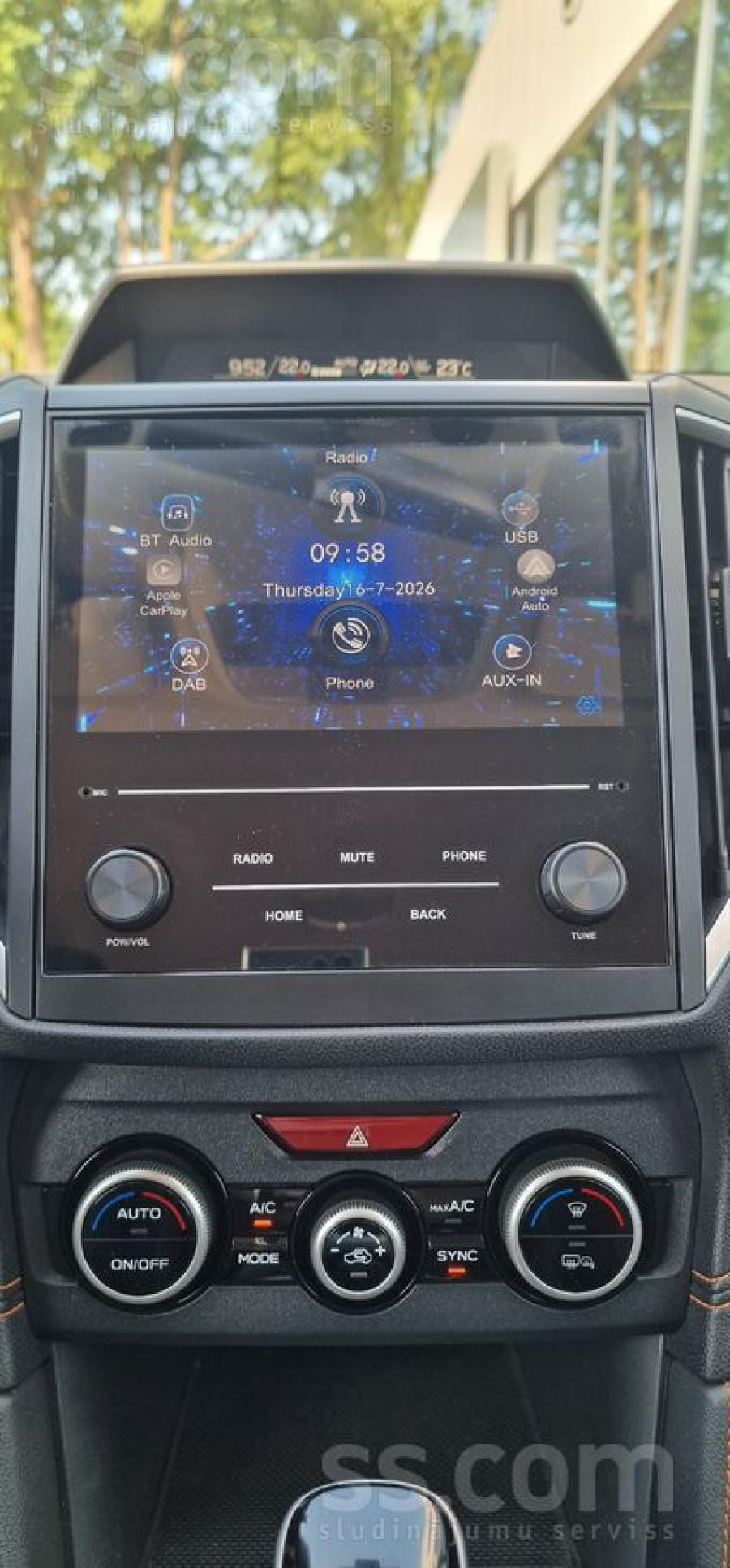 White Subaru XV 2023 in Riga, with an engine capacity of 1.60 L and mileage of 73 thousand km for 23600 €, photo 12 on AUTOMOTO.COM.LV