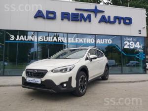 White Subaru XV 2023 in Riga, with an engine capacity of 1.60 L and mileage of 73 thousand km for 23300 €, photo 1 on AUTOMOTO.COM.LV