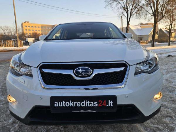 White Subaru XV 2012 in Siauliai, with an engine capacity of 2.00 L and mileage of 241 thousand km for 7950 €, photo 2 on AUTOMOTO.COM.LV