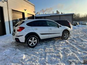 White Subaru XV 2012 in Utena, with an engine capacity of 2.00 L and mileage of 204 thousand km for 4599 €, photo 9 on AUTOMOTO.COM.LV