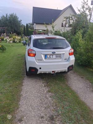 White Subaru XV 2012 in Svencionys, with an engine capacity of 1.96 L and mileage of 329 thousand km for 3700 €, photo 5 on AUTOMOTO.COM.LV