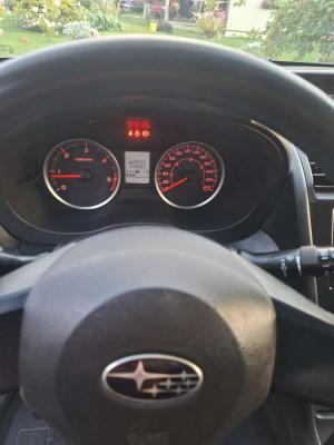 White Subaru XV 2012 in Svencionys, with an engine capacity of 1.96 L and mileage of 329 thousand km for 3700 €, photo 8 on AUTOMOTO.COM.LV