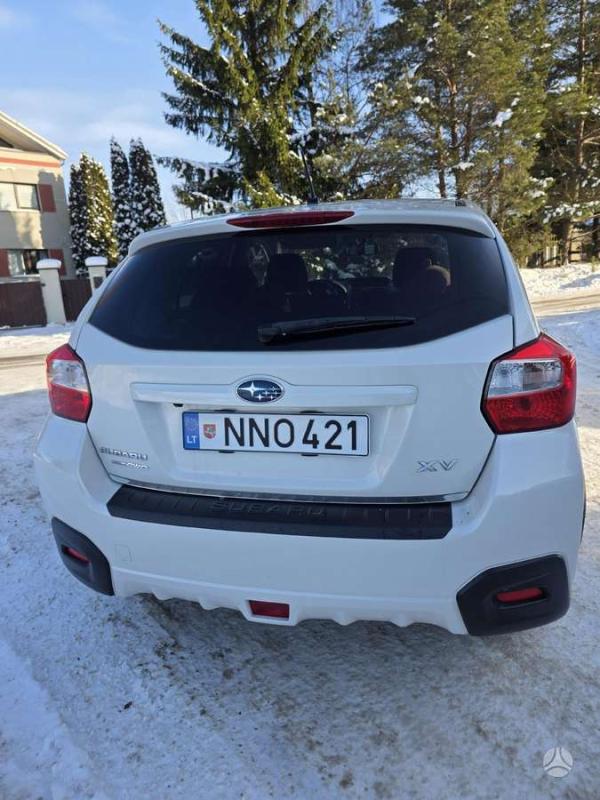 Balts Subaru XV 2013 Viļņa, ar dzinēja tilpumu 2.00 L un nobraukumu 198 tūkst. km par 8299 €, foto 5 vietnē AUTOMOTO.COM.LV