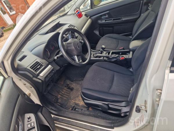 Balts Subaru XV 2013 Jelgava, ar dzinēja tilpumu 2.00 L un nobraukumu 248 tūkst. km par 1200 €, foto 6 vietnē AUTOMOTO.COM.LV