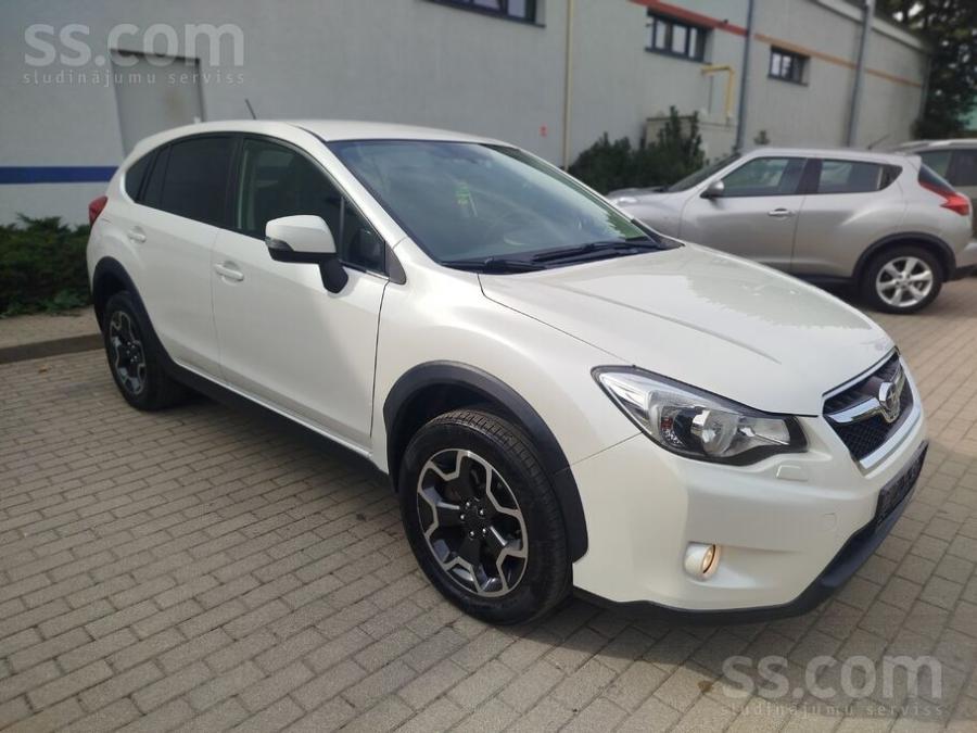 Balts Subaru XV 2014 Rīga, ar dzinēja tilpumu 2.00 L un nobraukumu 190 tūkst. km par 5500 €, foto 1 vietnē AUTOMOTO.COM.LV