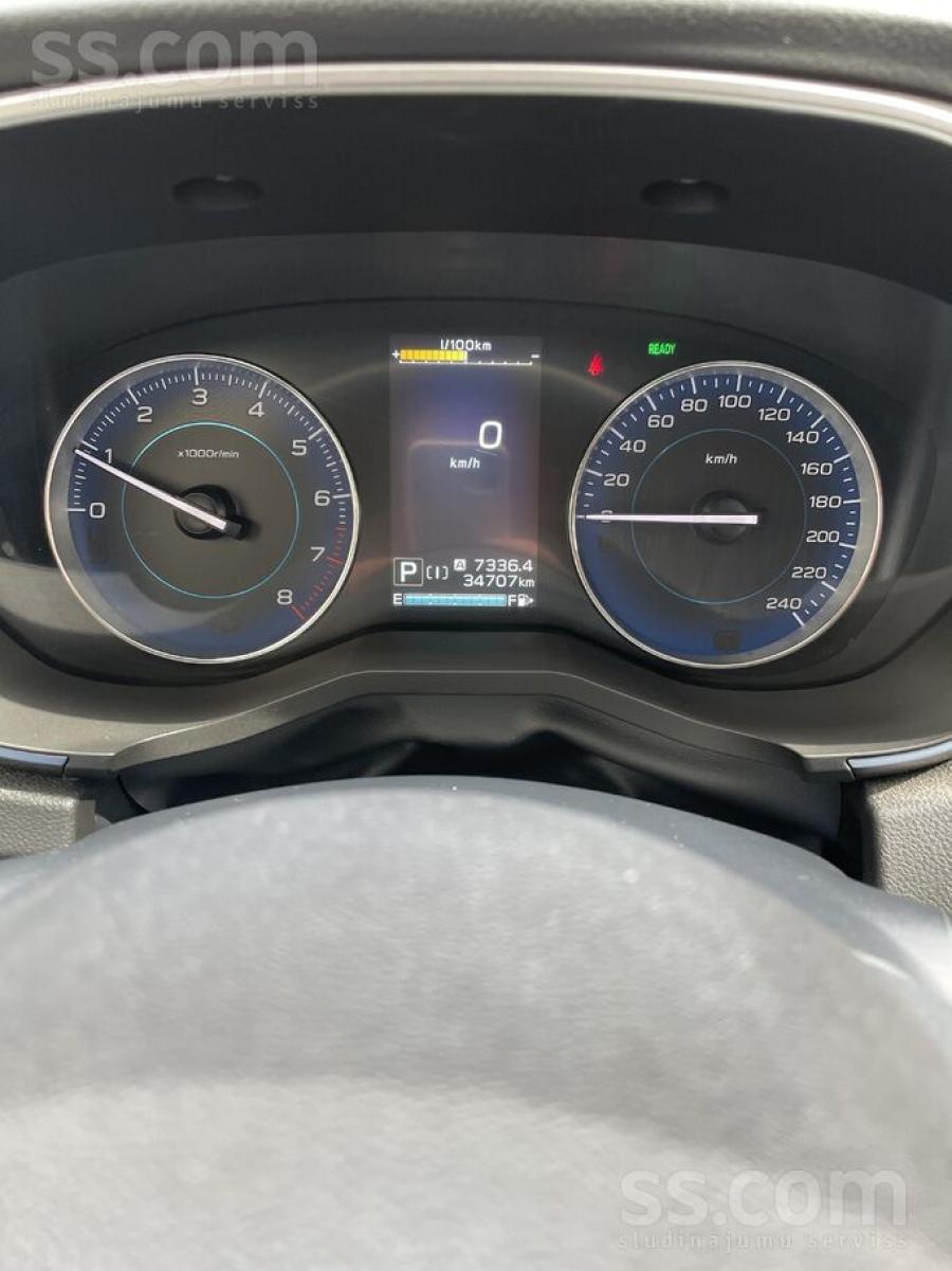 White Subaru XV 2022 in Riga, with an engine capacity of 2.00 L and mileage of 35 thousand km for 23900 €, photo 5 on AUTOMOTO.COM.LV