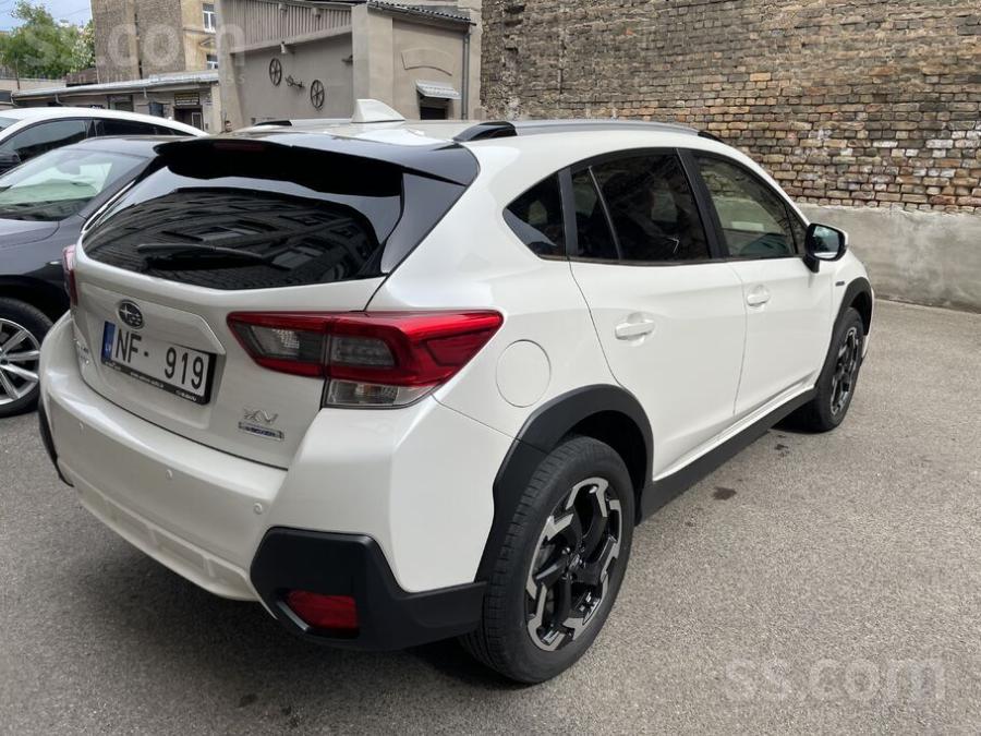 White Subaru XV 2022 in Riga, with an engine capacity of 2.00 L and mileage of 35 thousand km for 23900 €, photo 15 on AUTOMOTO.COM.LV