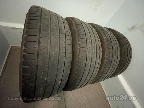 Balts Subaru XV 2012 Tallina, ar dzinēja tilpumu 2.00 L un nobraukumu 186 tūkst. km par 6000 €, foto 11 vietnē AUTOMOTO.COM.LV