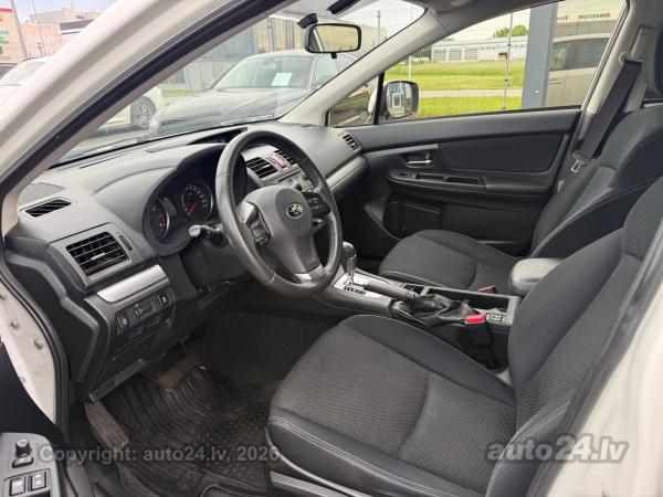 Balts Subaru XV 2013 Tallina, ar dzinēja tilpumu 1.60 L un nobraukumu 0 tūkst. km par 6990 €, foto 5 vietnē AUTOMOTO.COM.LV