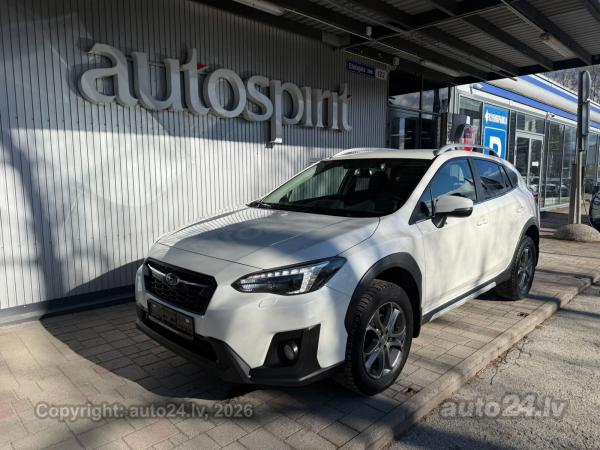 White Subaru XV 2018 in Tallinn, with an engine capacity of 2.00 L and mileage of 175 thousand km for 14990 €, photo 1 on AUTOMOTO.COM.LV