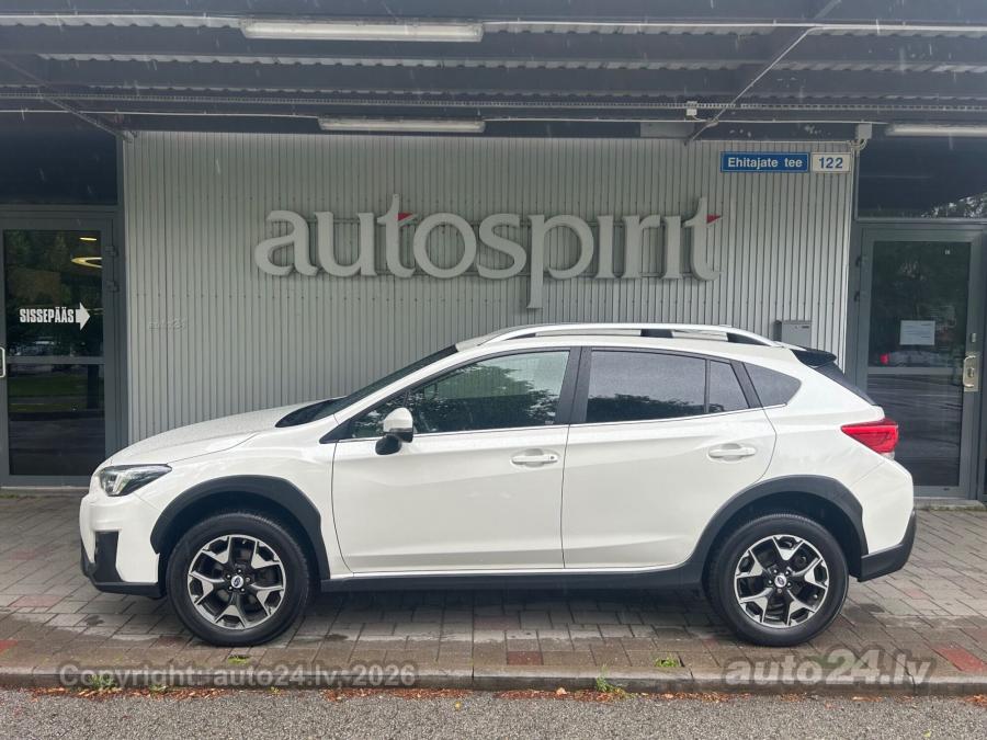 White Subaru XV 2018 in Tallinn, with an engine capacity of 1.60 L and mileage of 94 thousand km for 16900 €, photo 3 on AUTOMOTO.COM.LV