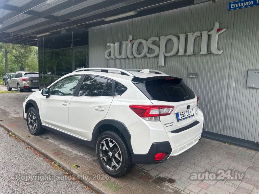 White Subaru XV 2018 in Tallinn, with an engine capacity of 1.60 L and mileage of 94 thousand km for 16900 €, photo 4 on AUTOMOTO.COM.LV