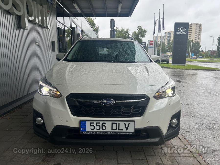 White Subaru XV 2018 in Tallinn, with an engine capacity of 1.60 L and mileage of 94 thousand km for 16900 €, photo 5 on AUTOMOTO.COM.LV