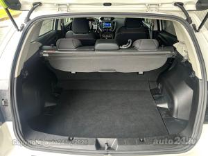 White Subaru XV 2018 in Tallinn, with an engine capacity of 1.60 L and mileage of 94 thousand km for 16900 €, photo 7 on AUTOMOTO.COM.LV
