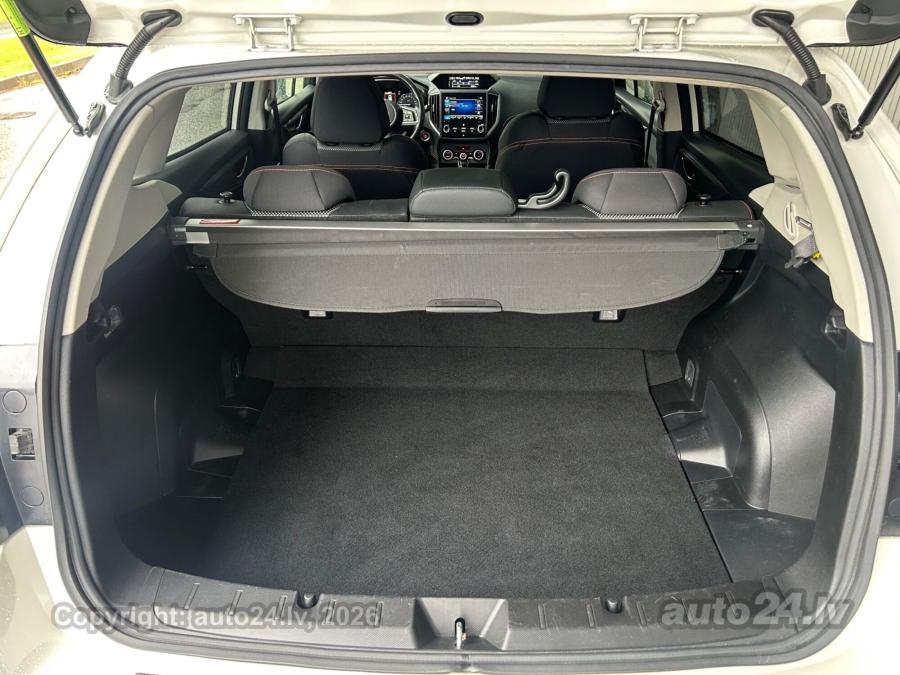 White Subaru XV 2018 in Tallinn, with an engine capacity of 1.60 L and mileage of 94 thousand km for 16900 €, photo 7 on AUTOMOTO.COM.LV