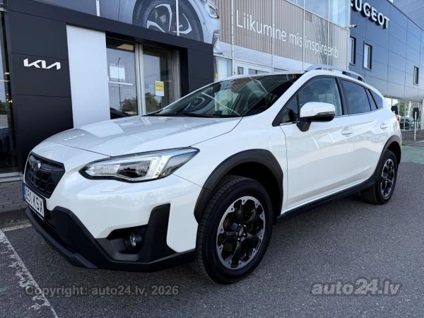 White Subaru XV 2021 in Tallinn, with an engine capacity of 1.60 L and mileage of 40 thousand km for 19900 €, photo 1 on AUTOMOTO.COM.LV