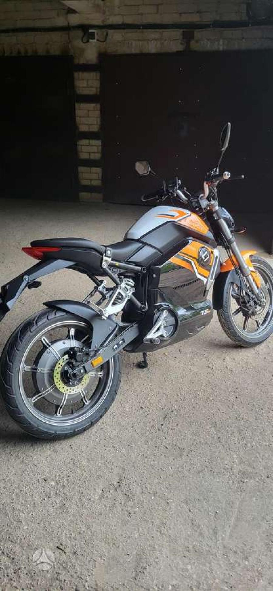 Orange Super SOCO TS 2023 in Vilnius, with an engine capacity of 0.00 L and mileage of 1 thousand km for 1320 €, photo 3 on AUTOMOTO.COM.LV