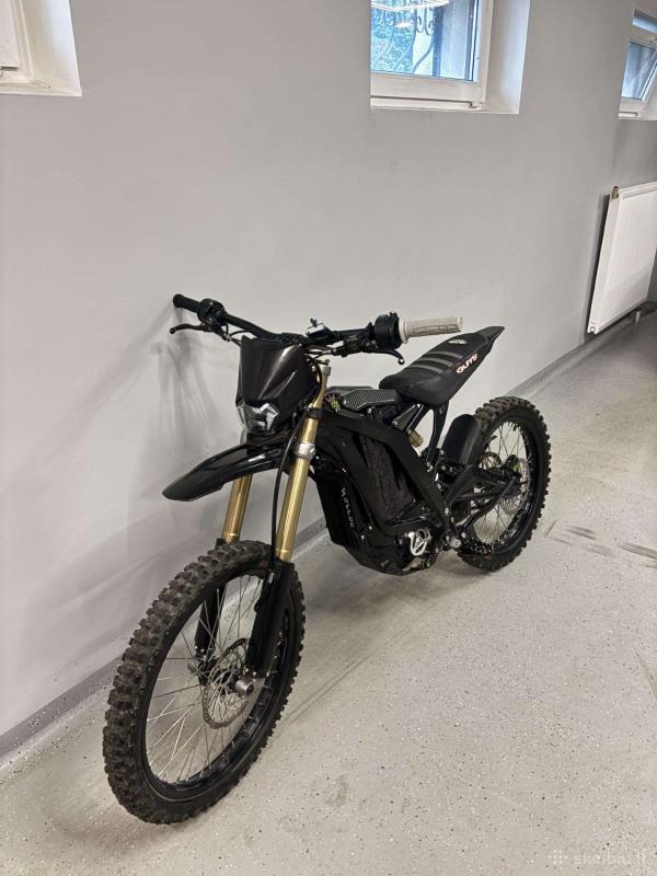 Melns Sur-Ron Light bee X 2025 Viļņa, ar dzinēja tilpumu 0.00 L un nobraukumu 2 tūkst. km par 3998 €, foto 5 vietnē AUTOMOTO.COM.LV