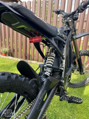 Melns Sur-Ron Light bee X 2025 Viļņa, ar dzinēja tilpumu 0.00 L un nobraukumu 4 tūkst. km par 3190 €, foto 4 vietnē AUTOMOTO.COM.LV