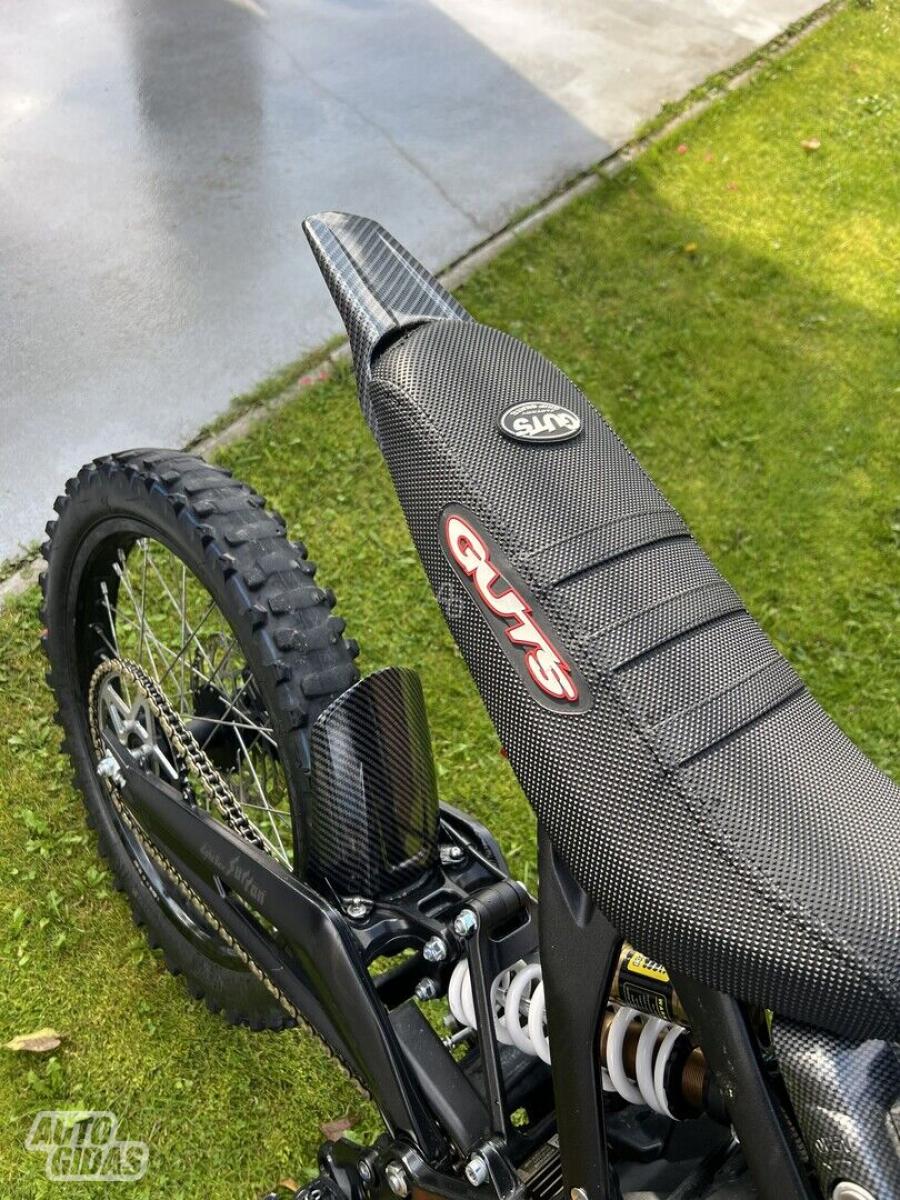 Melns Sur-Ron Light bee X 2025 Viļņa, ar dzinēja tilpumu 0.00 L un nobraukumu 4 tūkst. km par 3190 €, foto 6 vietnē AUTOMOTO.COM.LV