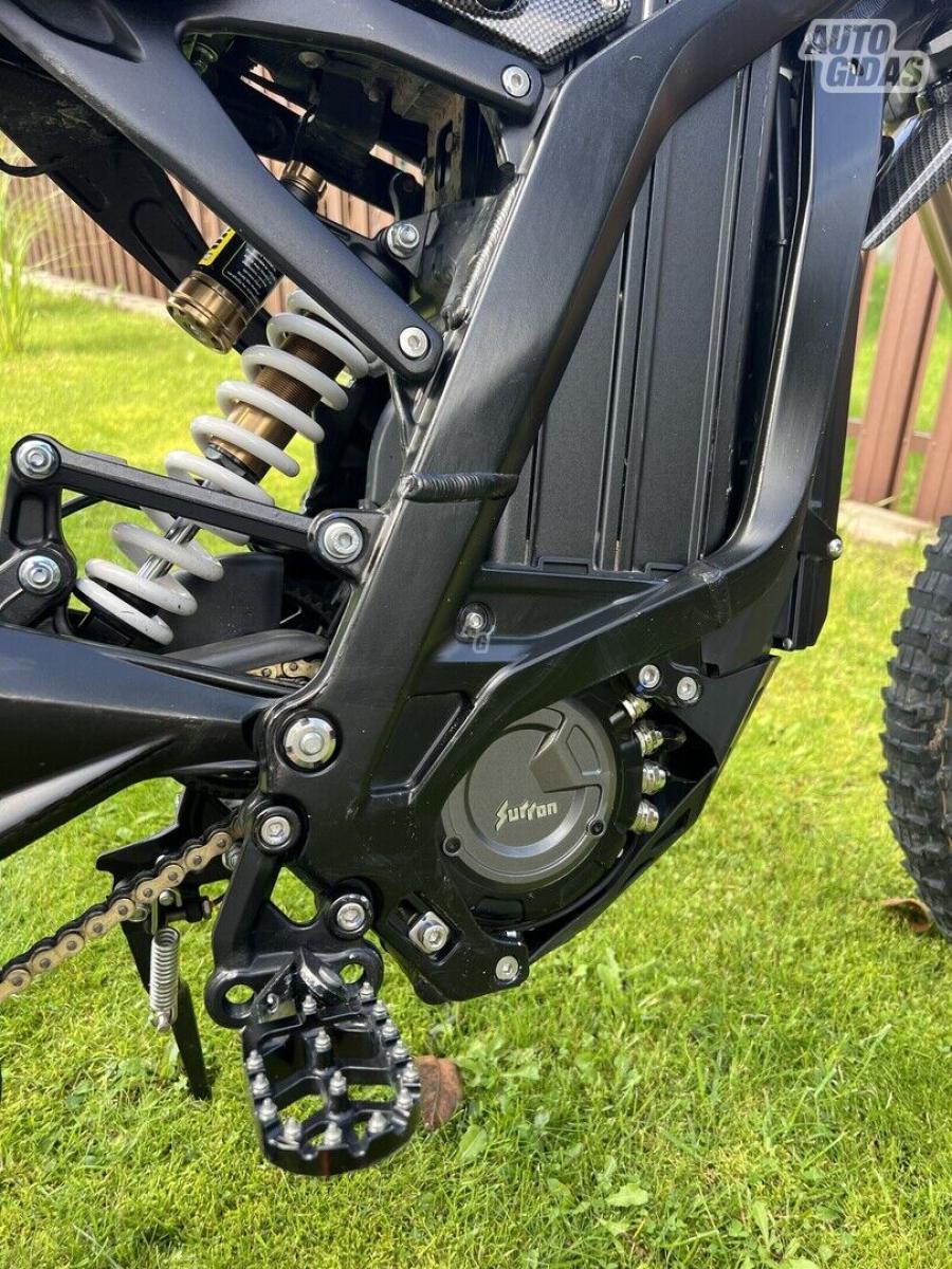 Melns Sur-Ron Light bee X 2025 Viļņa, ar dzinēja tilpumu 0.00 L un nobraukumu 4 tūkst. km par 3190 €, foto 7 vietnē AUTOMOTO.COM.LV