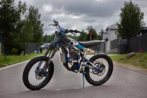 Melns Sur-Ron Light bee X 2026 Viļņa, ar dzinēja tilpumu 0.00 L un nobraukumu 0 tūkst. km par 3200 €, foto  vietnē AUTOMOTO.COM.LV