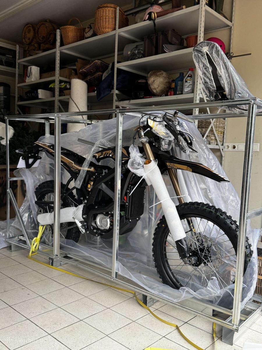 Черный Sur-Ron Ultra bee 2026 в Вильнюс, объемом двигателя 0.00 л и пробегом 650 тыс. км за 6450 €, фото 6 на AUTOMOTO.COM.LV