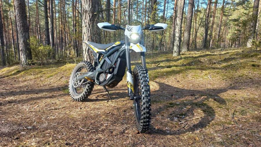 Sur-Ron Ultra bee 2023 в Друскининкай, объемом двигателя 0.00 л и пробегом 2 тыс. км за 4200 €, фото 1 на AUTOMOTO.COM.LV
