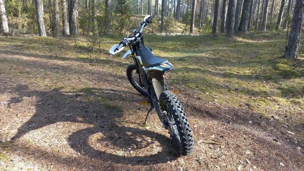 Sur-Ron Ultra bee 2023 in Druskininkai, with an engine capacity of 0.00 L and mileage of 2 thousand km for 4200 €, photo 2 on AUTOMOTO.COM.LV