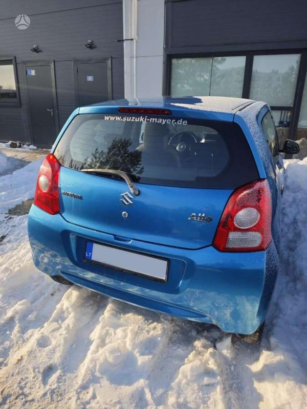 Zils Suzuki Alto 2010 Viļņa, ar dzinēja tilpumu 1.00 L un nobraukumu 170 tūkst. km par 1750 €, foto 3 vietnē AUTOMOTO.COM.LV