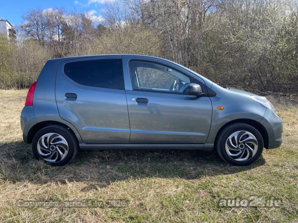 Pelēks Suzuki Alto 2011 Tallina, ar dzinēja tilpumu 1.00 L un nobraukumu 65 tūkst. km par 3490 €, foto 5 vietnē AUTOMOTO.COM.LV