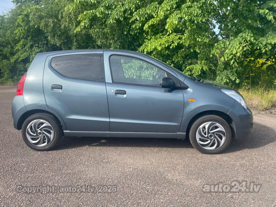 Grey Suzuki Alto 2011 in Tallinn, with an engine capacity of 1.00 L and mileage of 65 thousand km for 3290 €, photo 8 on AUTOMOTO.COM.LV