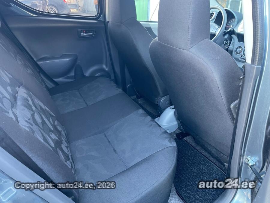 Grey Suzuki Alto 2011 in Tallinn, with an engine capacity of 1.00 L and mileage of 65 thousand km for 3490 €, photo 12 on AUTOMOTO.COM.LV