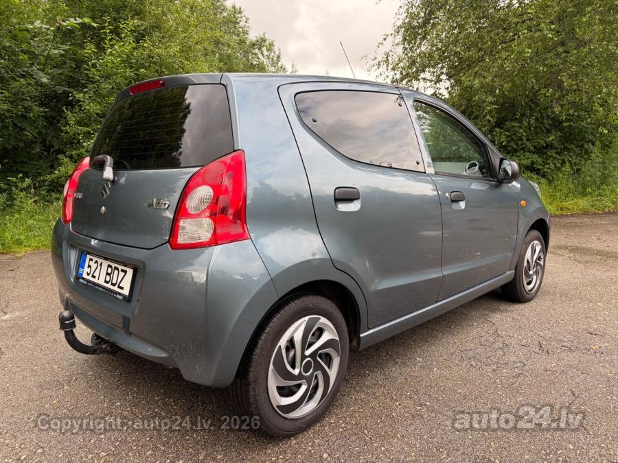 Pelēks Suzuki Alto 2011 Tallina, ar dzinēja tilpumu 1.00 L un nobraukumu 65 tūkst. km par 3490 €, foto 5 vietnē AUTOMOTO.COM.LV