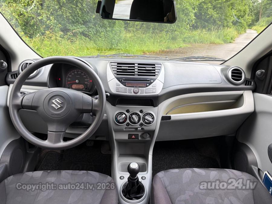 Pelēks Suzuki Alto 2011 Tallina, ar dzinēja tilpumu 1.00 L un nobraukumu 65 tūkst. km par 3490 €, foto 9 vietnē AUTOMOTO.COM.LV