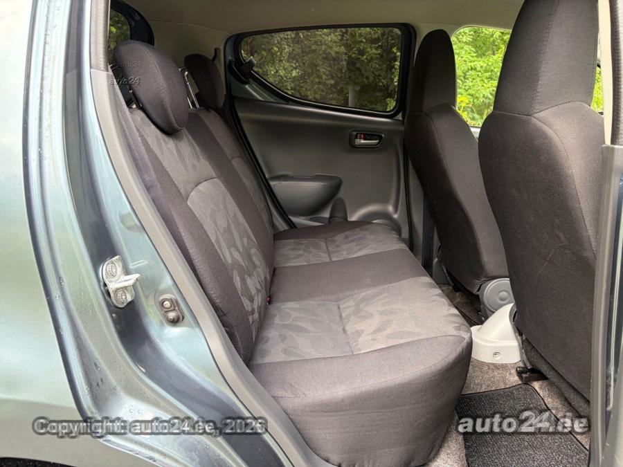Pelēks Suzuki Alto 2011 Tallina, ar dzinēja tilpumu 1.00 L un nobraukumu 65 tūkst. km par 2990 €, foto 12 vietnē AUTOMOTO.COM.LV