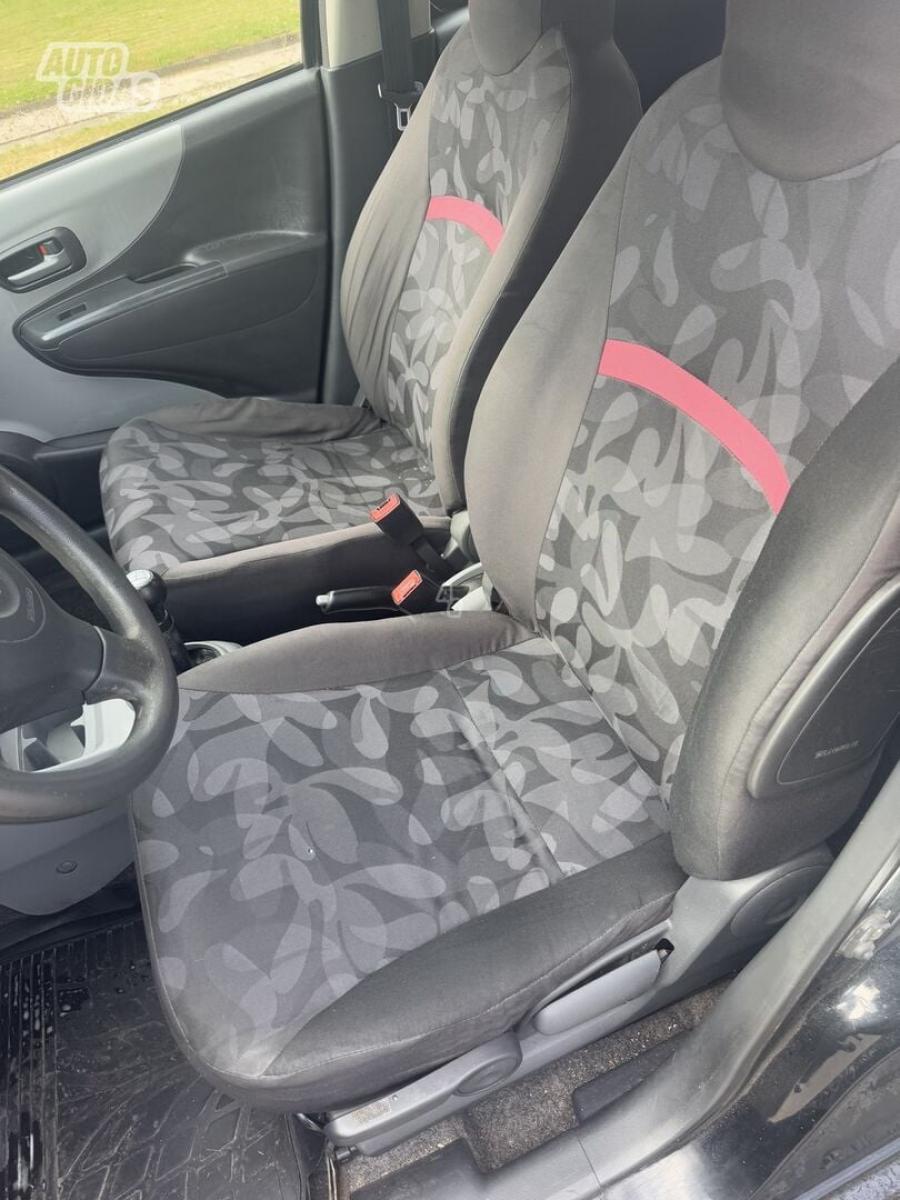 Suzuki Alto 2009 in Siauliai, with an engine capacity of 1.00 L and mileage of 211 thousand km for 750 €, photo 11 on AUTOMOTO.COM.LV