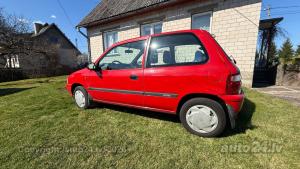 Sarkans Suzuki Alto 2000 Vehma, ar dzinēja tilpumu 1.00 L un nobraukumu 43 tūkst. km par 3999 €, foto  vietnē AUTOMOTO.COM.LV