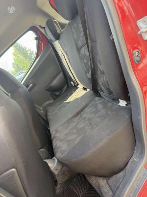 Sarkans Suzuki Alto 2009 Kauņa, ar dzinēja tilpumu 1.00 L un nobraukumu 180 tūkst. km par 450 €, foto 11 vietnē AUTOMOTO.COM.LV