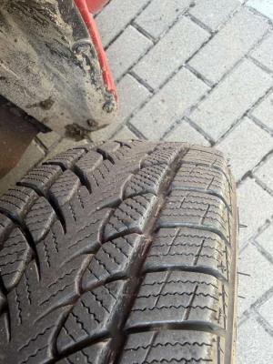 Sarkans Suzuki Alto 2009 Kauņa, ar dzinēja tilpumu 1.00 L un nobraukumu 180 tūkst. km par 450 €, foto 14 vietnē AUTOMOTO.COM.LV