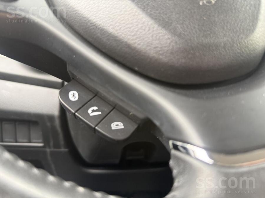 Zils Suzuki Baleno 2017 Rīga, ar dzinēja tilpumu 1.30 L un nobraukumu 0 tūkst. km par 5970 €, foto 19 vietnē AUTOMOTO.COM.LV
