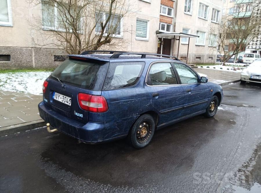 Blue Suzuki Baleno 2000 in Riga, with an engine capacity of 1.60 L and mileage of 260 thousand km for 270 €, photo 3 on AUTOMOTO.COM.LV