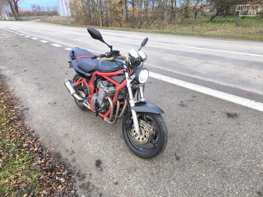 Black Suzuki Bandit 1996 in Kupiskis, with an engine capacity of 0.60 L and mileage of 47 thousand km for 1250 €, photo 6 on AUTOMOTO.COM.LV