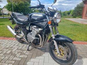 Black Suzuki Bandit 1998 in Klaipeda, with an engine capacity of 0.60 L and mileage of 765 thousand km for 1350 €, photo  on AUTOMOTO.COM.LV