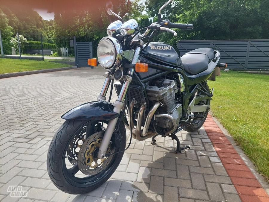 Black Suzuki Bandit 1998 in Klaipeda, with an engine capacity of 0.60 L and mileage of 765 thousand km for 1350 €, photo 3 on AUTOMOTO.COM.LV