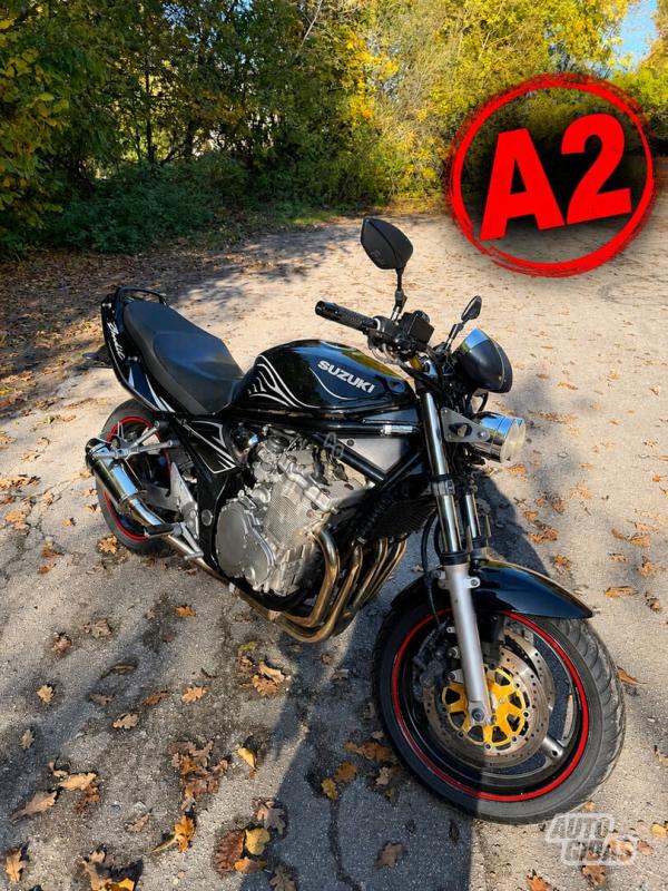 Melns Suzuki Bandit 2000 Kauņa, ar dzinēja tilpumu 0.60 L un nobraukumu 48 tūkst. km par 2050 €, foto 1 vietnē AUTOMOTO.COM.LV
