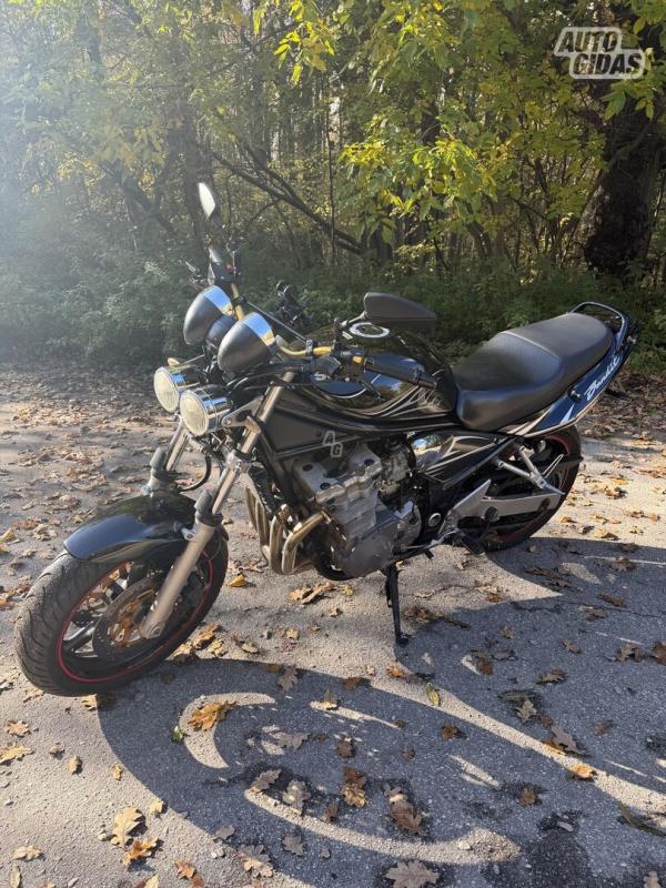 Melns Suzuki Bandit 2000 Kauņa, ar dzinēja tilpumu 0.60 L un nobraukumu 48 tūkst. km par 2050 €, foto 7 vietnē AUTOMOTO.COM.LV