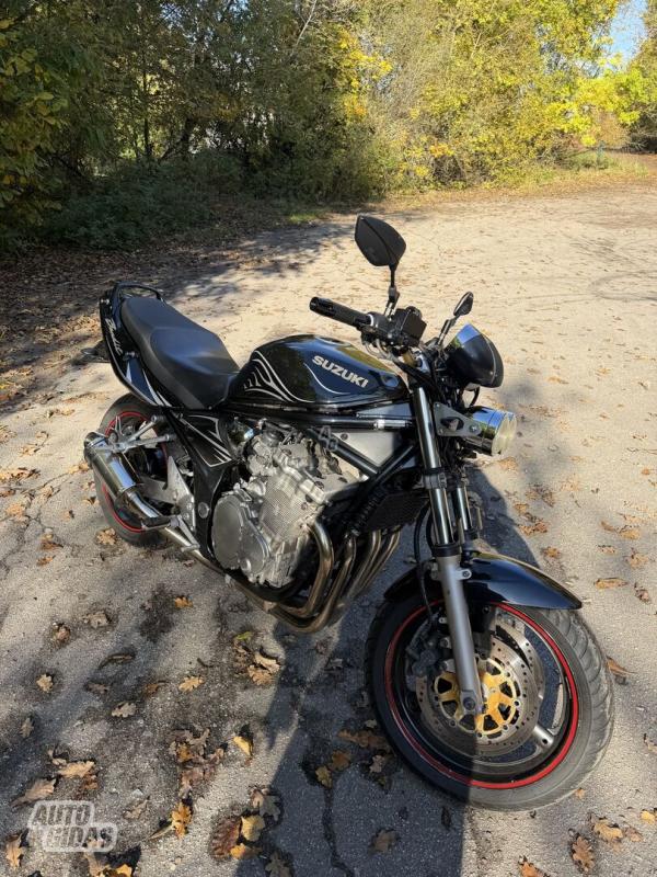 Melns Suzuki Bandit 2000 Kauņa, ar dzinēja tilpumu 0.60 L un nobraukumu 48 tūkst. km par 2050 €, foto 9 vietnē AUTOMOTO.COM.LV