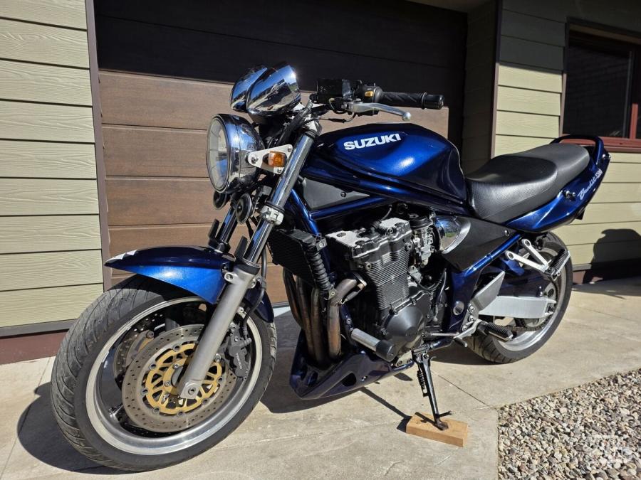 Zils Suzuki Bandit 2001 Pasvalys, ar dzinēja tilpumu 1.20 L un nobraukumu 45 tūkst. km par 1699 €, foto 7 vietnē AUTOMOTO.COM.LV